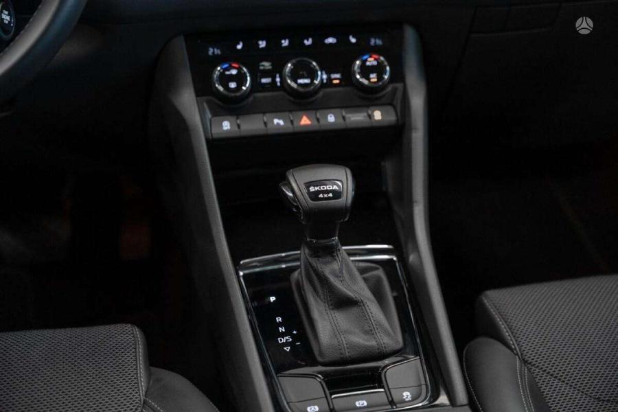 Pelēks Skoda Kodiaq 2022 Viļņa, ar dzinēja tilpumu 2.00 L un nobraukumu 159 tūkst. km par 25050 €, foto 17 vietnē AUTOMOTO.COM.LV