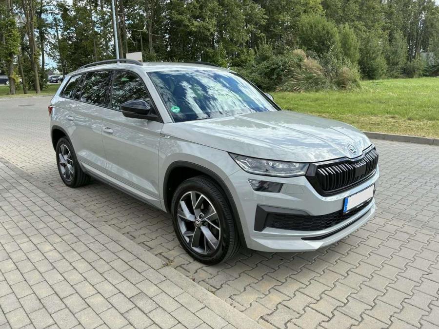 Серый Шкода Kodiaq 2022 в Каунас, объемом двигателя 2.00 л и пробегом 154 тыс. км за 27700 €, фото 1 на AUTOMOTO.COM.LV