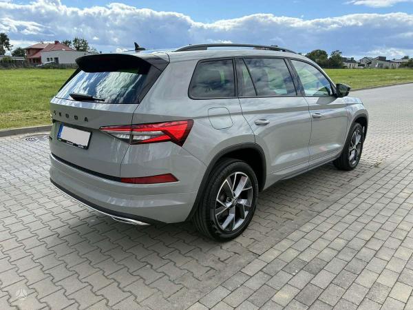 Серый Шкода Kodiaq 2022 в Каунас, объемом двигателя 2.00 л и пробегом 154 тыс. км за 27700 €, фото 3 на AUTOMOTO.COM.LV