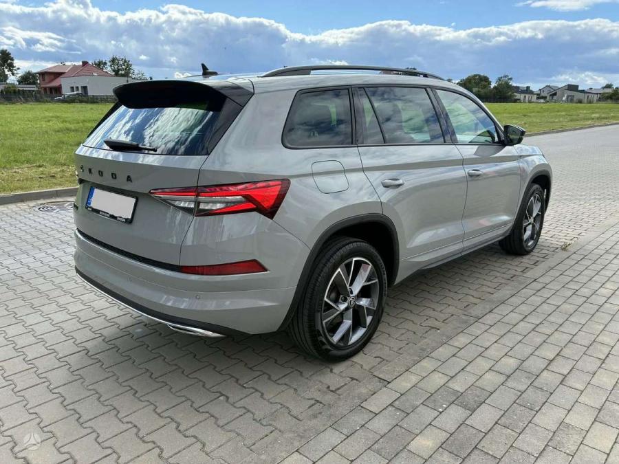 Серый Шкода Kodiaq 2022 в Каунас, объемом двигателя 2.00 л и пробегом 154 тыс. км за 27700 €, фото 4 на AUTOMOTO.COM.LV