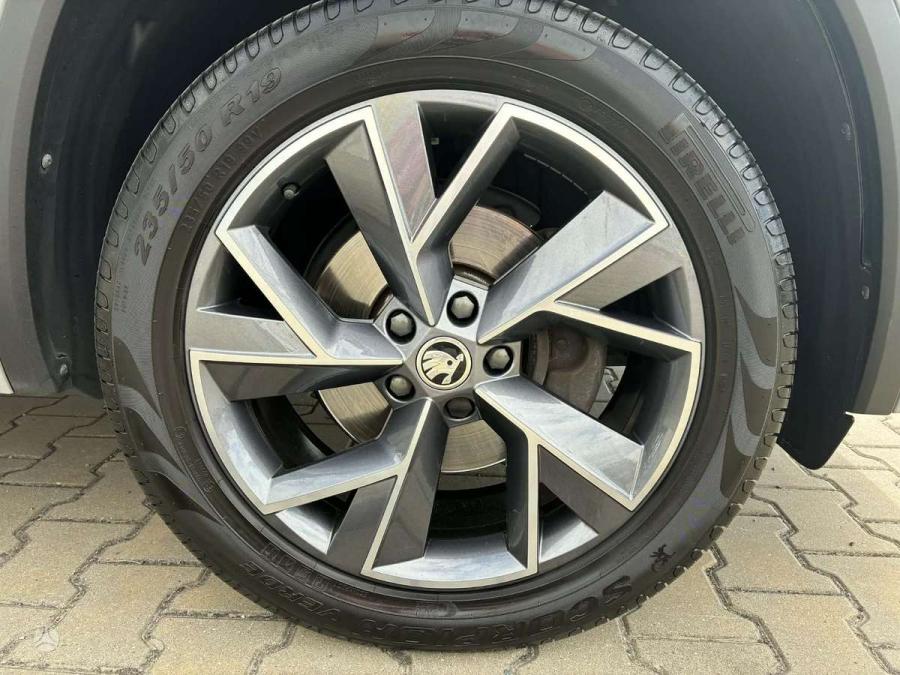 Серый Шкода Kodiaq 2022 в Каунас, объемом двигателя 2.00 л и пробегом 154 тыс. км за 27700 €, фото 18 на AUTOMOTO.COM.LV