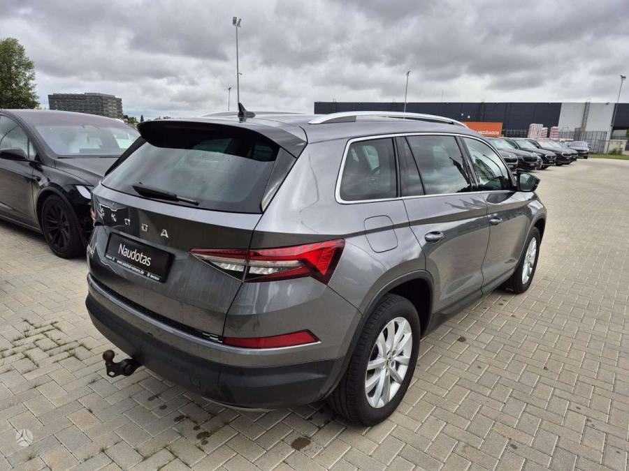Pelēks Skoda Kodiaq 2022 Šauļi, ar dzinēja tilpumu 1.97 L un nobraukumu 153 tūkst. km par 24500 €, foto 4 vietnē AUTOMOTO.COM.LV