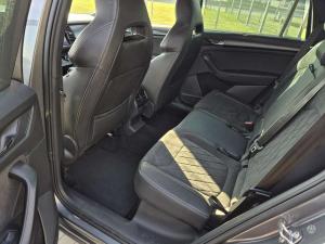 Pelēks Skoda Kodiaq 2022 Šauļi, ar dzinēja tilpumu 1.50 L un nobraukumu 218 tūkst. km par 24800 €, foto 8 vietnē AUTOMOTO.COM.LV