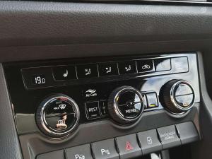 Pelēks Skoda Kodiaq 2022 Šauļi, ar dzinēja tilpumu 1.50 L un nobraukumu 218 tūkst. km par 24800 €, foto 27 vietnē AUTOMOTO.COM.LV