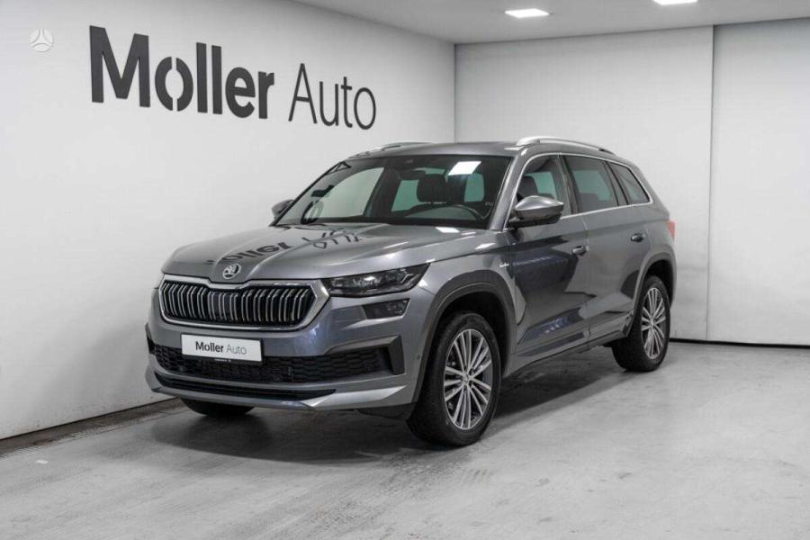 Grey Skoda Kodiaq 2022 in Vilnius, with an engine capacity of 2.00 L and mileage of 157 thousand km for 32500 €, photo 1 on AUTOMOTO.COM.LV