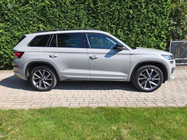 Серый Шкода Kodiaq 2022 в Калвария, объемом двигателя 1.50 л и пробегом 104 тыс. км за 28980 €, фото 6 на AUTOMOTO.COM.LV