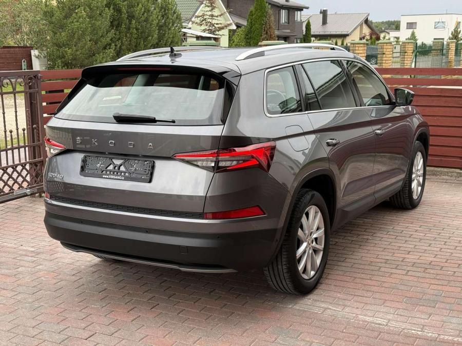 Pelēks Skoda Kodiaq 2022 Šauļi, ar dzinēja tilpumu 1.50 L un nobraukumu 168 tūkst. km par 23290 €, foto 7 vietnē AUTOMOTO.COM.LV