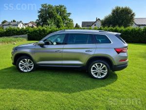 Pelēks Skoda Kodiaq 2022 Rīga, ar dzinēja tilpumu 2.00 L un nobraukumu 87 tūkst. km par 28400 €, foto 5 vietnē AUTOMOTO.COM.LV
