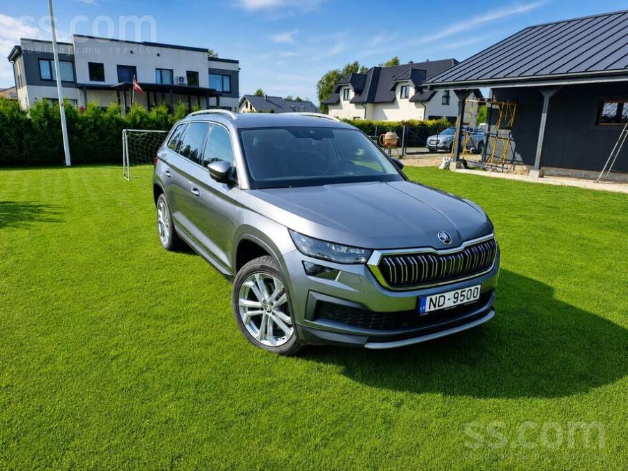 Grey Skoda Kodiaq 2022 in Riga, with an engine capacity of 2.00 L and mileage of 87 thousand km for 28400 €, photo 1 on AUTOMOTO.COM.LV
