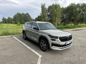 Pelēks Skoda Kodiaq 2022 Rīga, ar dzinēja tilpumu 1.50 L un nobraukumu 88 tūkst. km par 30000 €, foto 7 vietnē AUTOMOTO.COM.LV