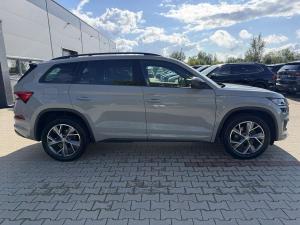 Pelēks Skoda Kodiaq 2022 Šauļi, ar dzinēja tilpumu 1.50 L un nobraukumu 162 tūkst. km par 27818 €, foto 4 vietnē AUTOMOTO.COM.LV