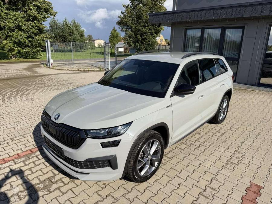 Pelēks Skoda Kodiaq 2022 Šauļi, ar dzinēja tilpumu 1.50 L un nobraukumu 162 tūkst. km par 27818 €, foto 7 vietnē AUTOMOTO.COM.LV