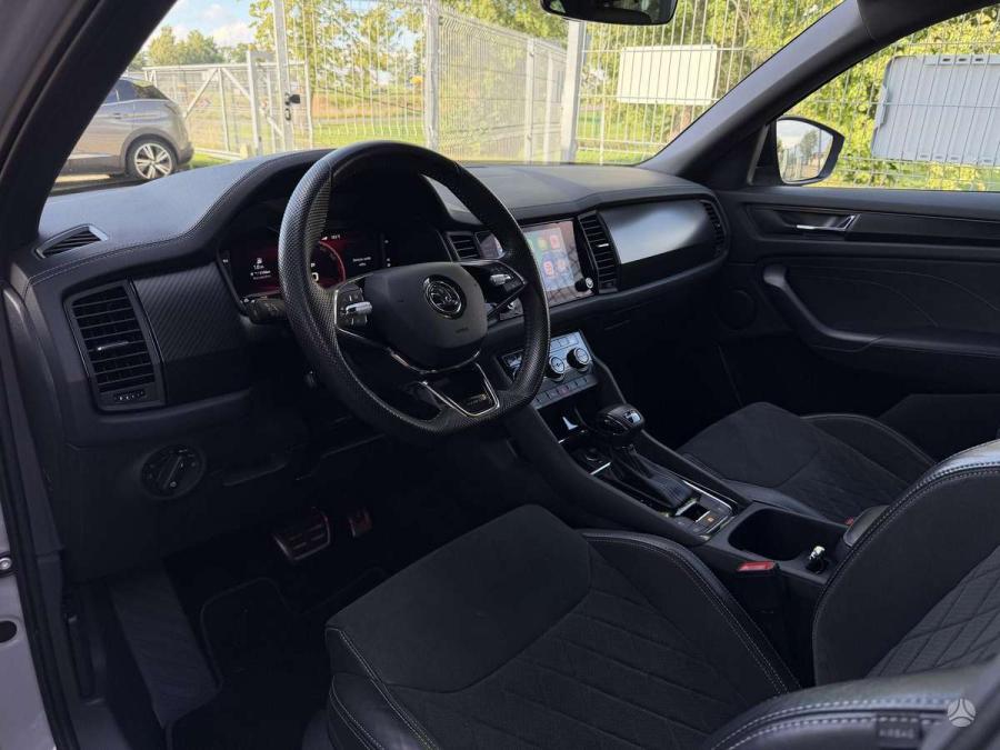 Pelēks Skoda Kodiaq 2022 Šauļi, ar dzinēja tilpumu 1.50 L un nobraukumu 162 tūkst. km par 27818 €, foto 12 vietnē AUTOMOTO.COM.LV