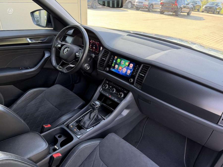 Pelēks Skoda Kodiaq 2022 Šauļi, ar dzinēja tilpumu 1.50 L un nobraukumu 162 tūkst. km par 27818 €, foto 17 vietnē AUTOMOTO.COM.LV
