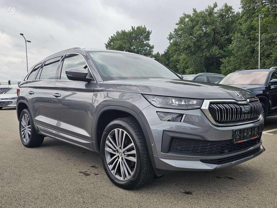 Pelēks Skoda Kodiaq 2022 Viļņa, ar dzinēja tilpumu 1.97 L un nobraukumu 176 tūkst. km par 25700 €, foto 1 vietnē AUTOMOTO.COM.LV