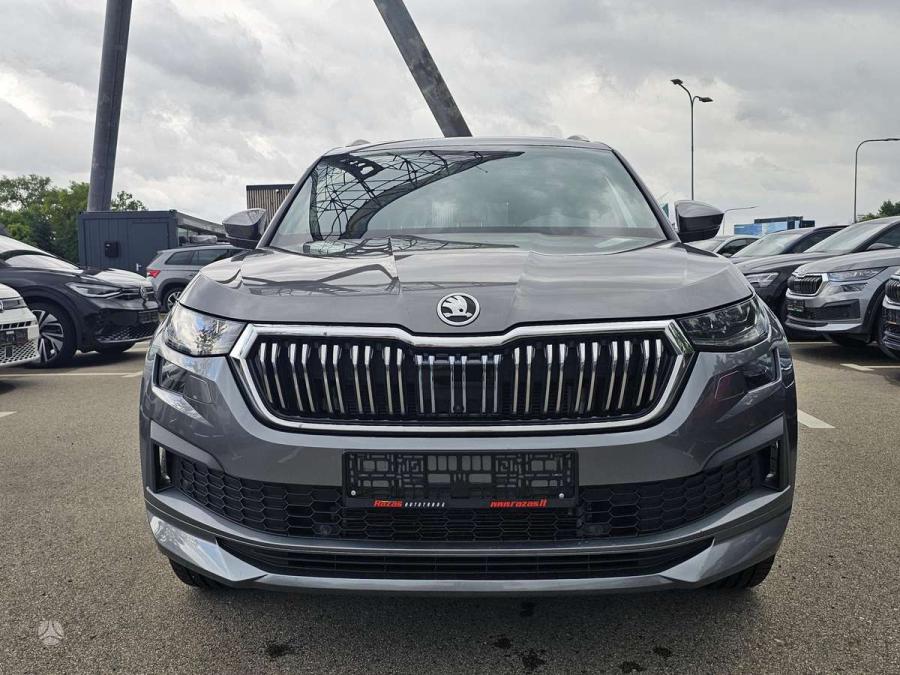Pelēks Skoda Kodiaq 2022 Viļņa, ar dzinēja tilpumu 1.97 L un nobraukumu 176 tūkst. km par 25700 €, foto 4 vietnē AUTOMOTO.COM.LV