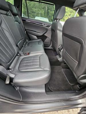 Pelēks Skoda Kodiaq 2022 Viļņa, ar dzinēja tilpumu 1.97 L un nobraukumu 176 tūkst. km par 25700 €, foto 31 vietnē AUTOMOTO.COM.LV