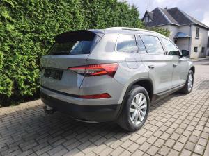 Pelēks Skoda Kodiaq 2022 Kalvarija, ar dzinēja tilpumu 1.50 L un nobraukumu 122 tūkst. km par 24188 €, foto 9 vietnē AUTOMOTO.COM.LV