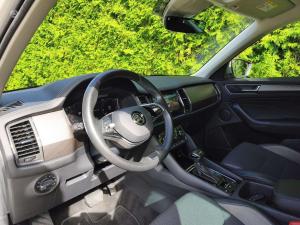 Pelēks Skoda Kodiaq 2022 Kalvarija, ar dzinēja tilpumu 1.50 L un nobraukumu 122 tūkst. km par 24188 €, foto 14 vietnē AUTOMOTO.COM.LV