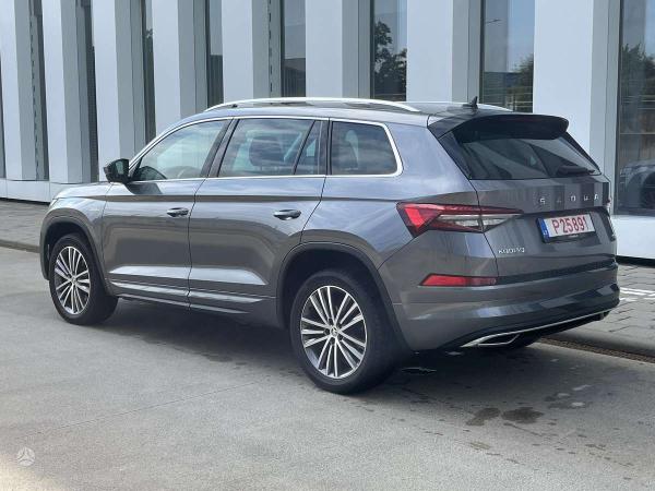 Серый Шкода Kodiaq 2022 в Вильнюс, объемом двигателя 1.97 л и пробегом 154 тыс. км за 28990 €, фото 3 на AUTOMOTO.COM.LV