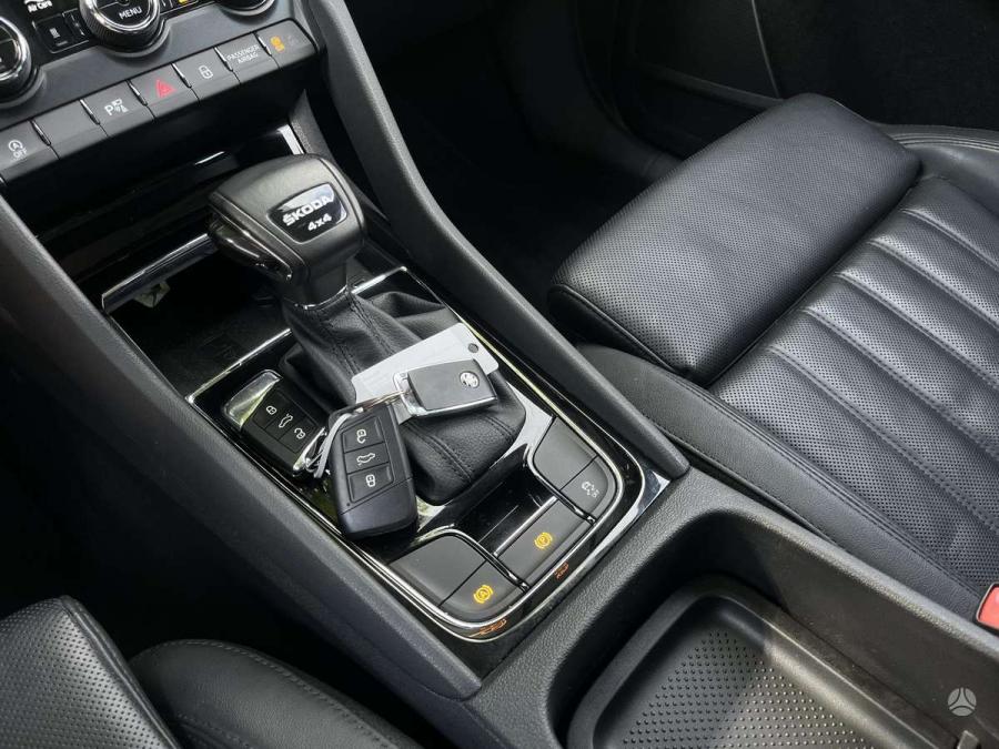 Серый Шкода Kodiaq 2022 в Вильнюс, объемом двигателя 1.97 л и пробегом 154 тыс. км за 28990 €, фото 21 на AUTOMOTO.COM.LV