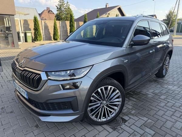 Серый Шкода Kodiaq 2022 в Клайпеда, объемом двигателя 1.97 л и пробегом 215 тыс. км за 24926 €, фото 3 на AUTOMOTO.COM.LV