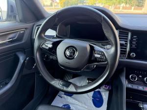 Серый Шкода Kodiaq 2022 в Клайпеда, объемом двигателя 1.97 л и пробегом 215 тыс. км за 24926 €, фото 25 на AUTOMOTO.COM.LV