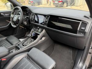 Серый Шкода Kodiaq 2022 в Клайпеда, объемом двигателя 1.97 л и пробегом 215 тыс. км за 24926 €, фото 37 на AUTOMOTO.COM.LV