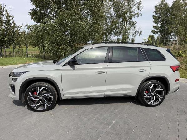 Grey Skoda Kodiaq 2022 in Kaunas, with an engine capacity of 1.98 L and mileage of 108 thousand km for 36200 €, photo 6 on AUTOMOTO.COM.LV