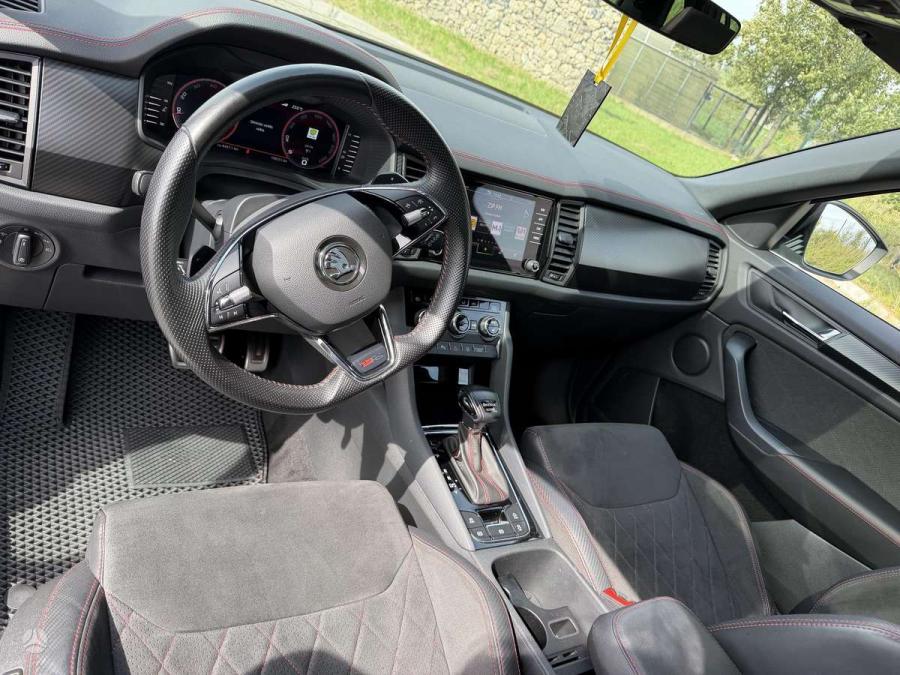 Pelēks Skoda Kodiaq 2022 Kauņa, ar dzinēja tilpumu 1.98 L un nobraukumu 108 tūkst. km par 36200 €, foto 13 vietnē AUTOMOTO.COM.LV