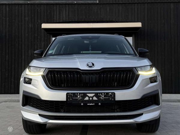 Grey Skoda Kodiaq 2022 in Siauliai, with an engine capacity of 1.97 L and mileage of 204 thousand km for 23990 €, photo 4 on AUTOMOTO.COM.LV
