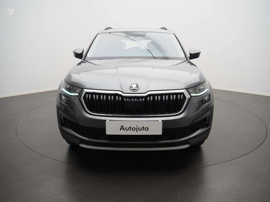 Grey Skoda Kodiaq 2022 in Vilnius, with an engine capacity of 1.97 L and mileage of 110 thousand km for 24200 €, photo 3 on AUTOMOTO.COM.LV