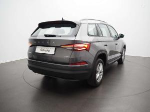 Grey Skoda Kodiaq 2022 in Vilnius, with an engine capacity of 1.97 L and mileage of 110 thousand km for 24200 €, photo 5 on AUTOMOTO.COM.LV