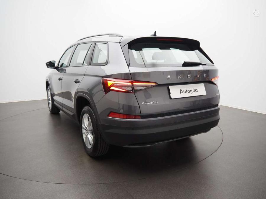 Grey Skoda Kodiaq 2022 in Vilnius, with an engine capacity of 1.97 L and mileage of 110 thousand km for 24200 €, photo 7 on AUTOMOTO.COM.LV