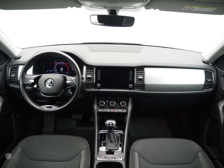 Grey Skoda Kodiaq 2022 in Vilnius, with an engine capacity of 1.97 L and mileage of 110 thousand km for 24200 €, photo 19 on AUTOMOTO.COM.LV