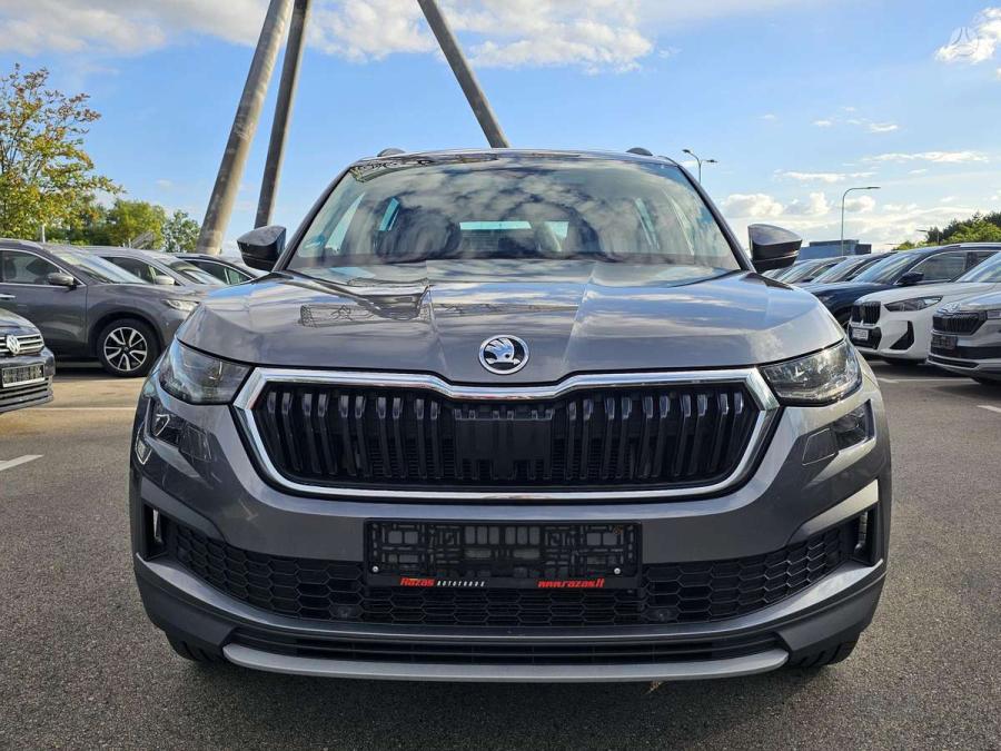 Серый Шкода Kodiaq 2022 в Вильнюс, объемом двигателя 1.97 л и пробегом 200 тыс. км за 22500 €, фото 4 на AUTOMOTO.COM.LV