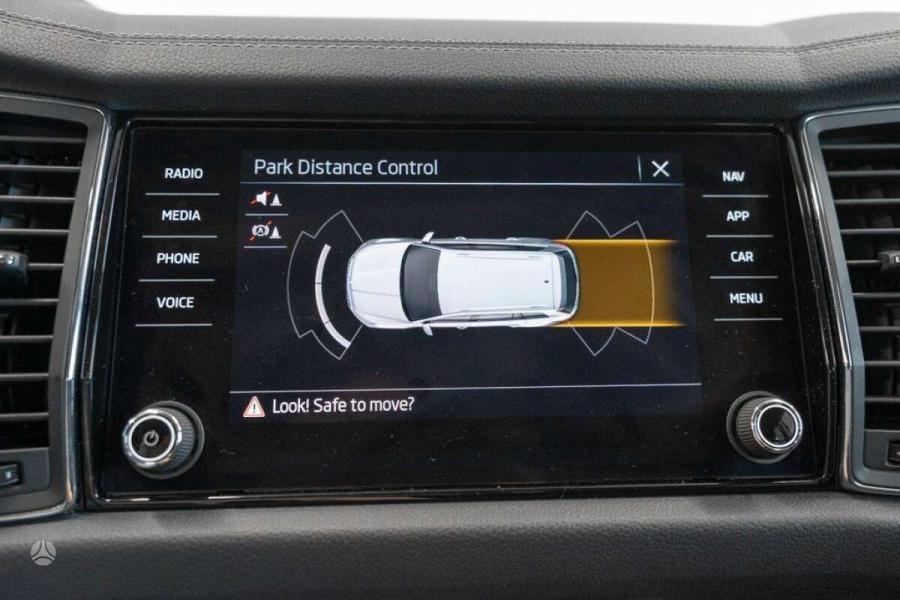 Pelēks Skoda Kodiaq 2022 Viļņa, ar dzinēja tilpumu 2.00 L un nobraukumu 159 tūkst. km par 23400 €, foto 12 vietnē AUTOMOTO.COM.LV