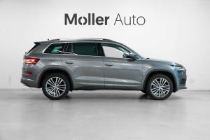 Серый Шкода Kodiaq 2022 в Вильнюс, объемом двигателя 2.00 л и пробегом 118 тыс. км за 31900 €, фото 5 на AUTOMOTO.COM.LV