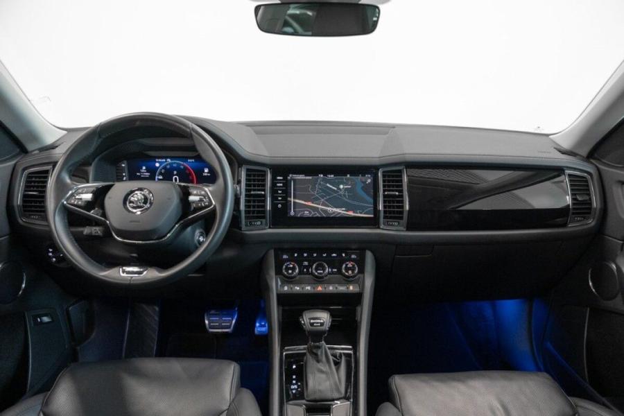 Серый Шкода Kodiaq 2022 в Вильнюс, объемом двигателя 2.00 л и пробегом 118 тыс. км за 31900 €, фото 9 на AUTOMOTO.COM.LV