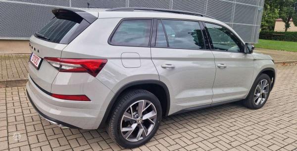 Grey Skoda Kodiaq 2022 in Marijampole, with an engine capacity of 1.97 L and mileage of 245 thousand km for 19800 €, photo 5 on AUTOMOTO.COM.LV
