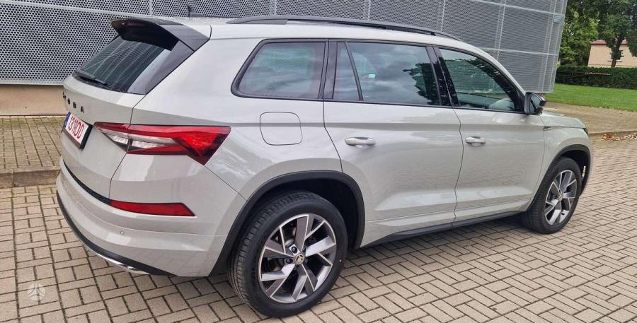 Серый Шкода Kodiaq 2022 в Мариямполе, объемом двигателя 1.97 л и пробегом 245 тыс. км за 19800 €, фото 5 на AUTOMOTO.COM.LV