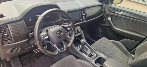 Grey Skoda Kodiaq 2022 in Marijampole, with an engine capacity of 1.97 L and mileage of 245 thousand km for 19800 €, photo 7 on AUTOMOTO.COM.LV