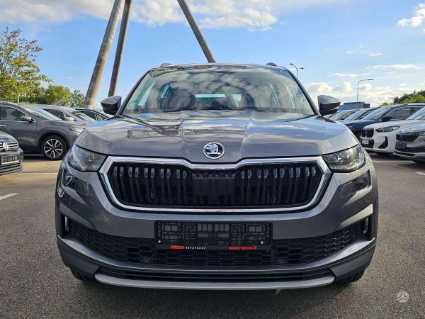 Pelēks Skoda Kodiaq 2022 Viļņa, ar dzinēja tilpumu 1.97 L un nobraukumu 200 tūkst. km par 21900 €, foto 4 vietnē AUTOMOTO.COM.LV
