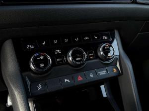 Pelēks Skoda Kodiaq 2022 Šauļi, ar dzinēja tilpumu 1.97 L un nobraukumu 204 tūkst. km par 23990 €, foto 20 vietnē AUTOMOTO.COM.LV