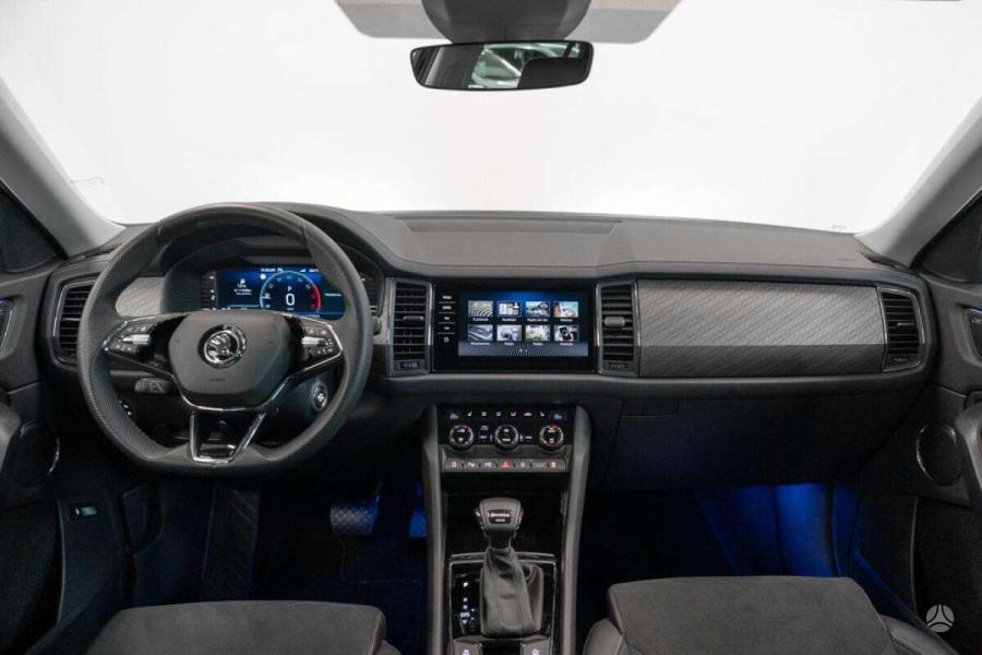 Grey Skoda Kodiaq 2022 in Vilnius, with an engine capacity of 2.00 L and mileage of 138 thousand km for 29900 €, photo 9 on AUTOMOTO.COM.LV