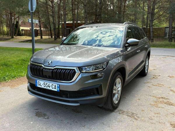 Skoda Kodiaq 2022 in Kaunas on AUTOMOTO.COM.LV Grey Skoda Kodiaq 2022 in Kaunas, with an engine capacity of 1.97 L and mileage of 266 thousand km for 16700 €, photo 1 on AUTOMOTO.COM.LV
