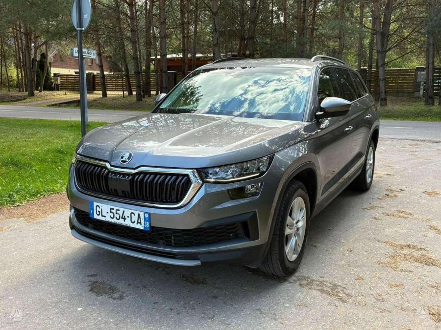 Pelēks Skoda Kodiaq 2022 Kauņa, ar dzinēja tilpumu 1.97 L un nobraukumu 266 tūkst. km par 16700 €, foto 1 vietnē AUTOMOTO.COM.LV