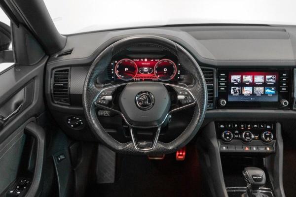 Grey Skoda Kodiaq 2022 in Vilnius, with an engine capacity of 2.00 L and mileage of 152 thousand km for 26900 €, photo 10 on AUTOMOTO.COM.LV