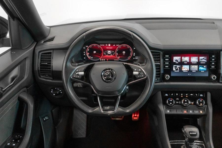 Grey Skoda Kodiaq 2022 in Vilnius, with an engine capacity of 2.00 L and mileage of 152 thousand km for 26900 €, photo 10 on AUTOMOTO.COM.LV