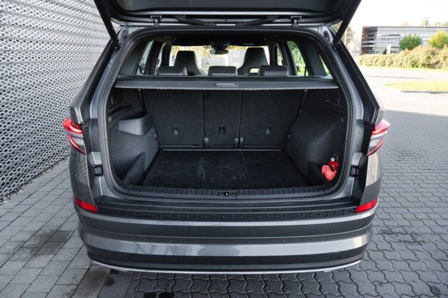 Серый Шкода Kodiaq 2022 в Марупе, объемом двигателя 2.00 л и пробегом 119 тыс. км за 28650 €, фото 28 на AUTOMOTO.COM.LV
